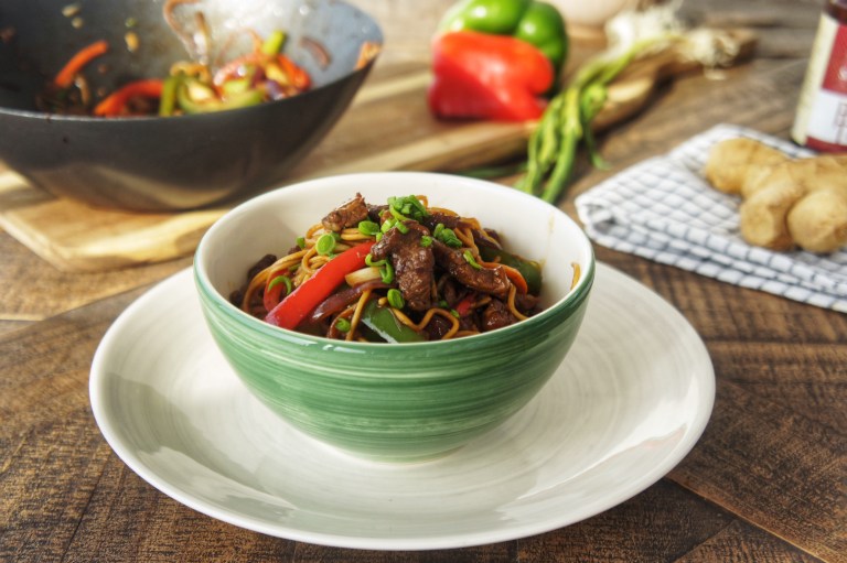 Wok de Noodels y Ternera
